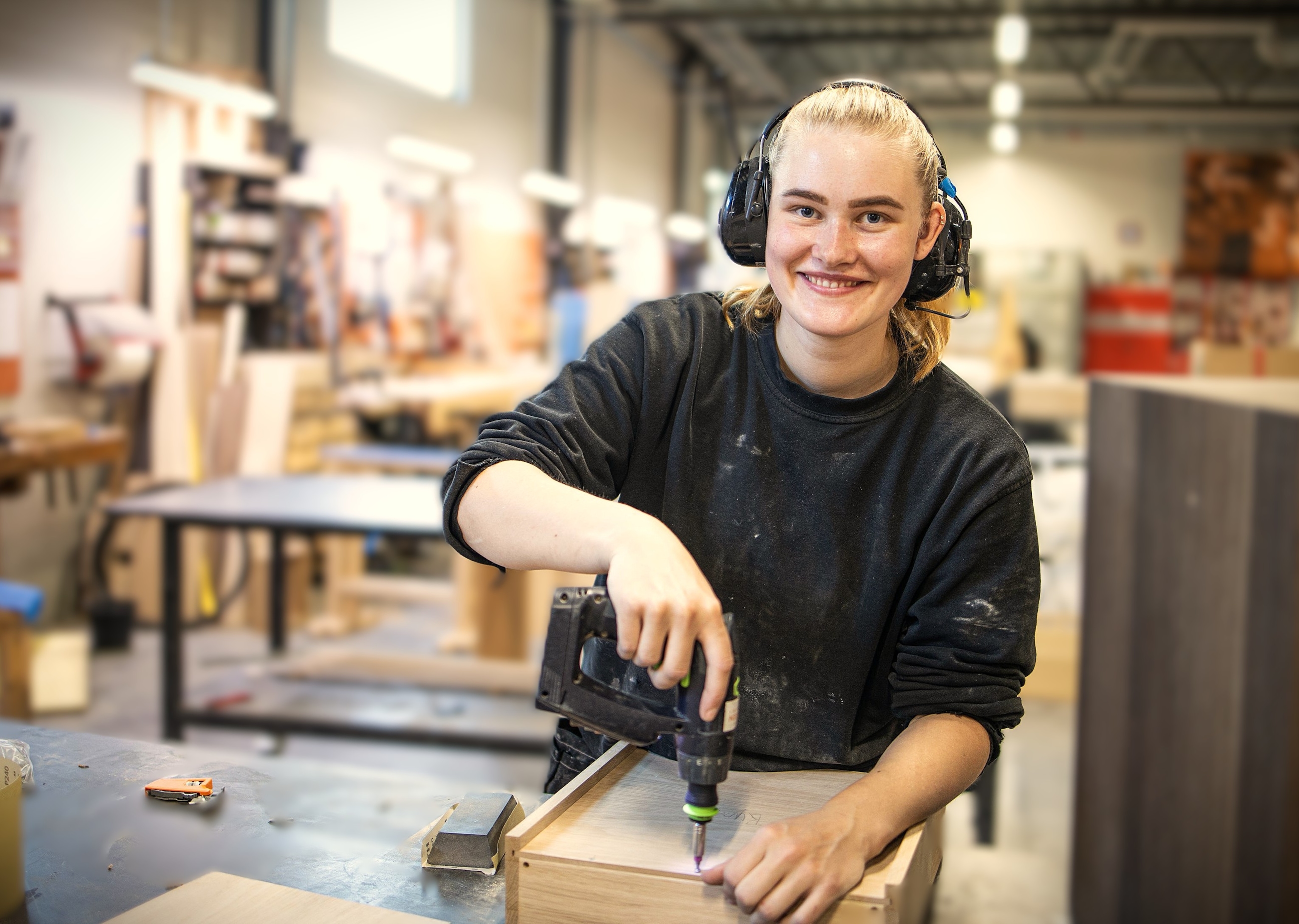 May Britt er ambassadør for snekkarfaget i Norge - stortrivst kvar dag ...