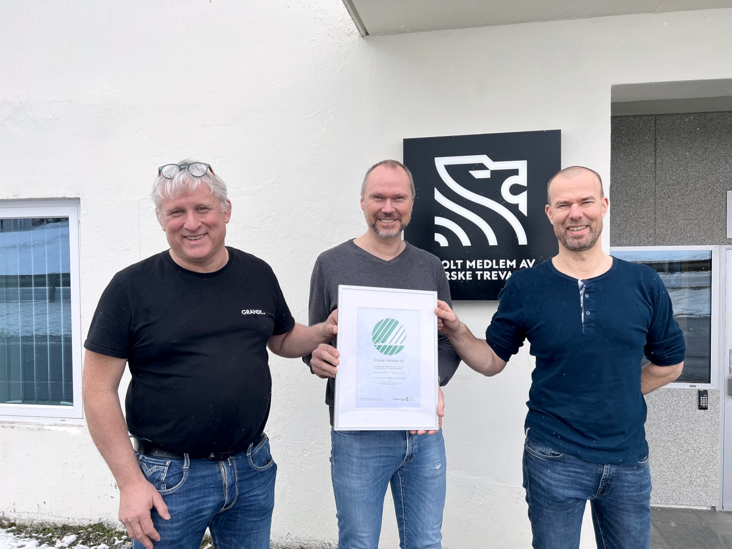 - Skikkelig stolt over å kunne stemple Svanemerket på en norskprodusert ...